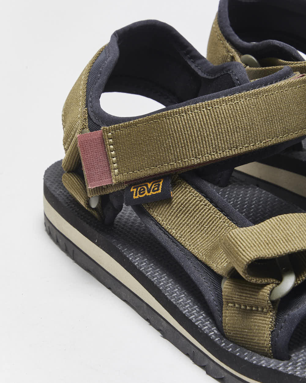 2023 Teva Khaki Universal Trail Vibram Sandals - UK9 – Rokit