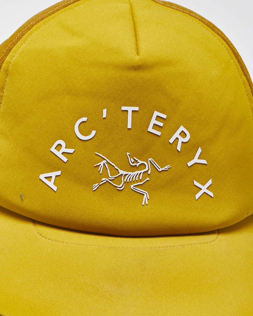 Vintage Arc'teryx Mustard Soft Shell Arc'Word Bird Trucker Cap - OS – Rokit