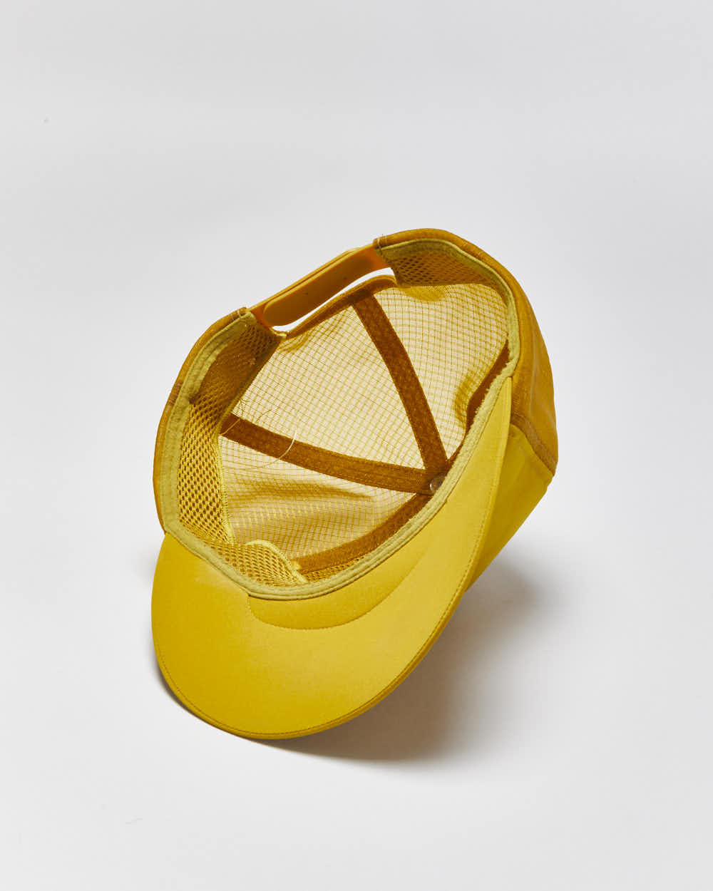 Vintage Arc'teryx Mustard Soft Shell Arc'Word Bird Trucker Cap - OS – Rokit
