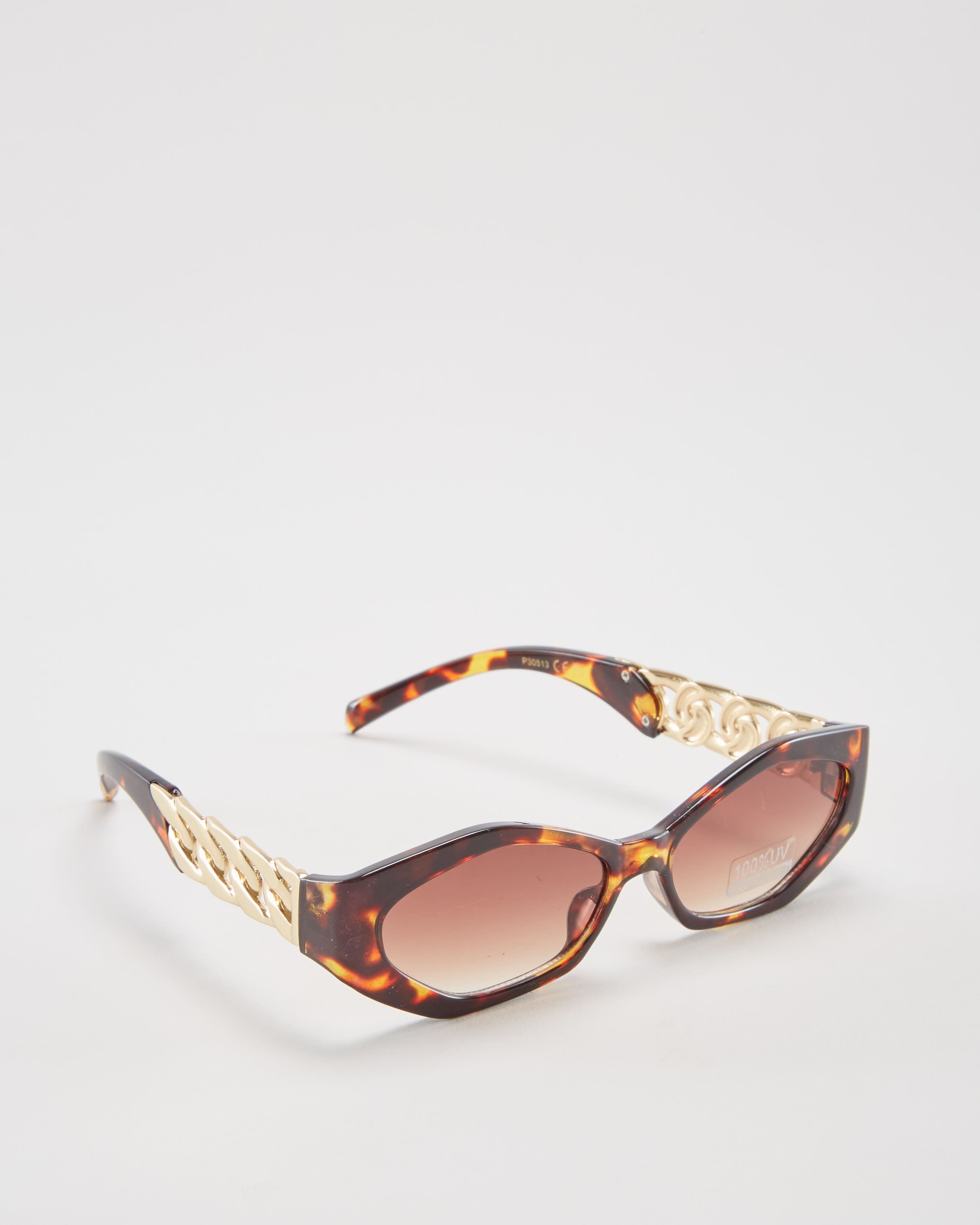 Adela Brown / Tortoiseshell Sunglasses – Rokit